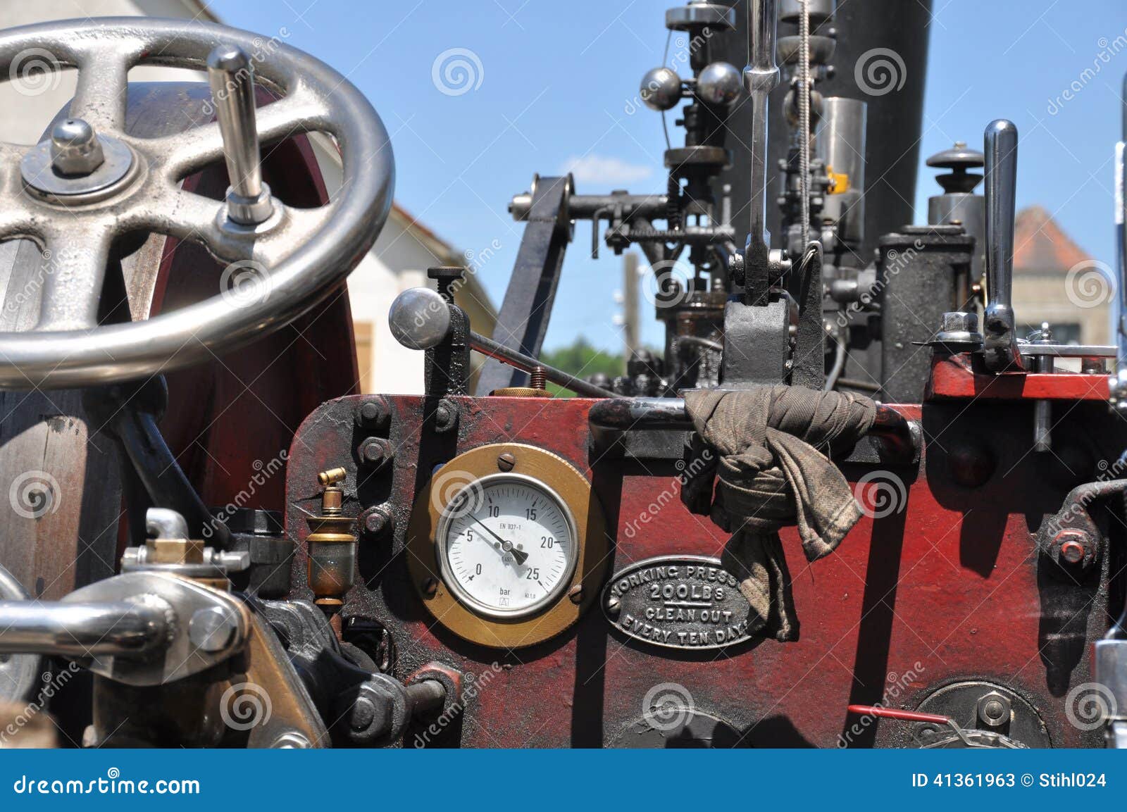 Steam engine stock image. Image of horsepower, driver - 41361963