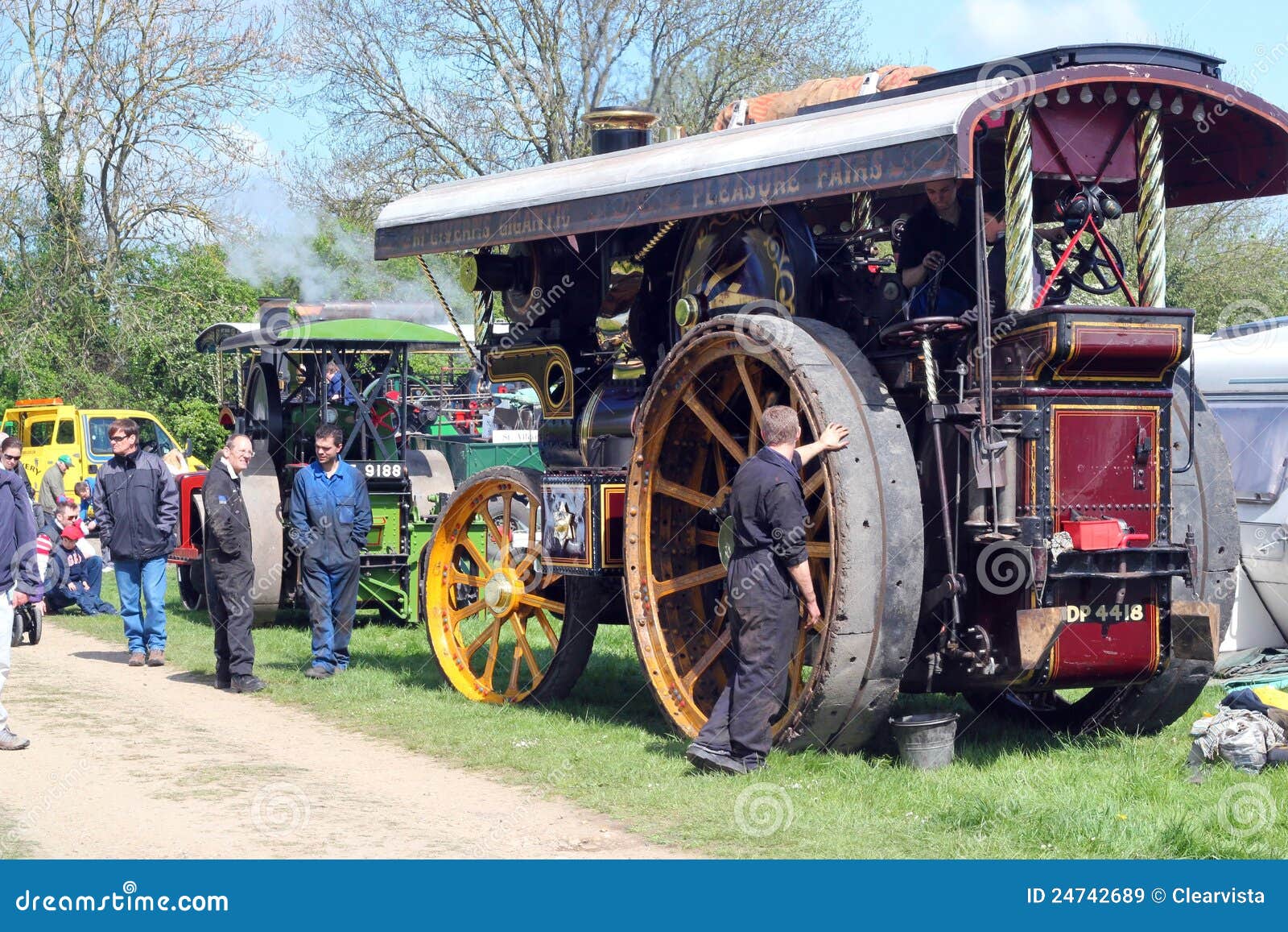 Steam engine rally editorial stock image. Image of stotfold - 24742689