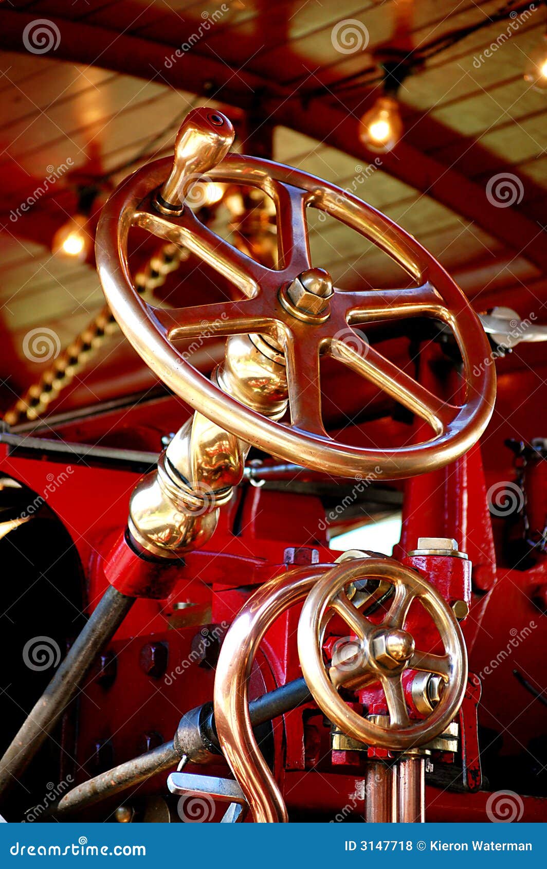 Steam Engine Steering Wheel Stock Photo - Image of brass, traction: 3147718
