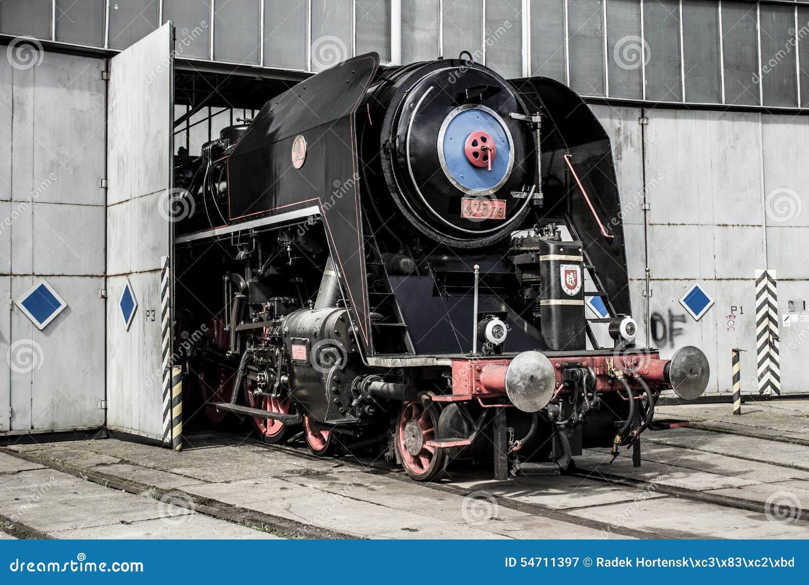 Steam locomotive editorial photography. Image of iron - 54711397