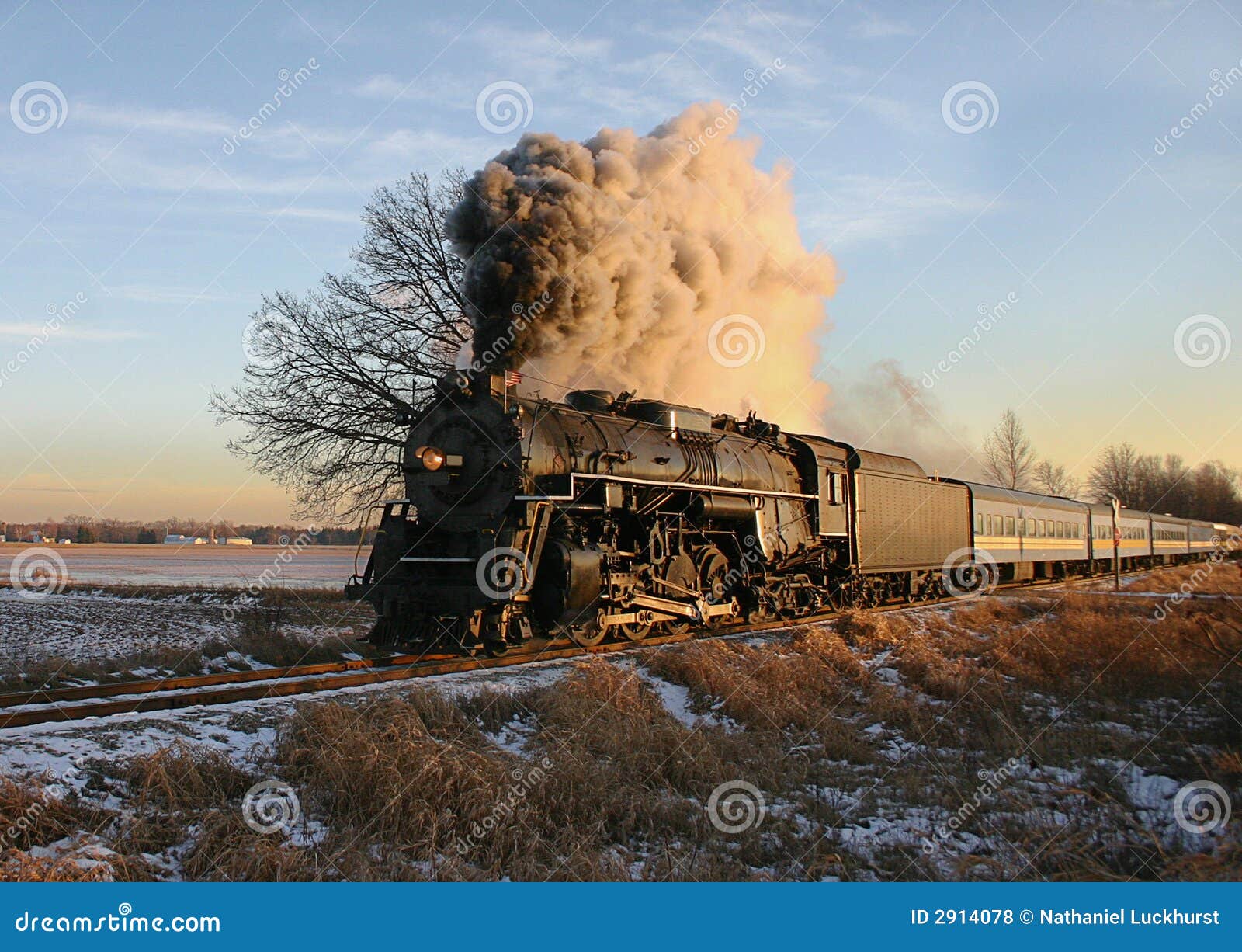Steam Train In Countryside Royalty Free Stock Photos - Image: 2914078
