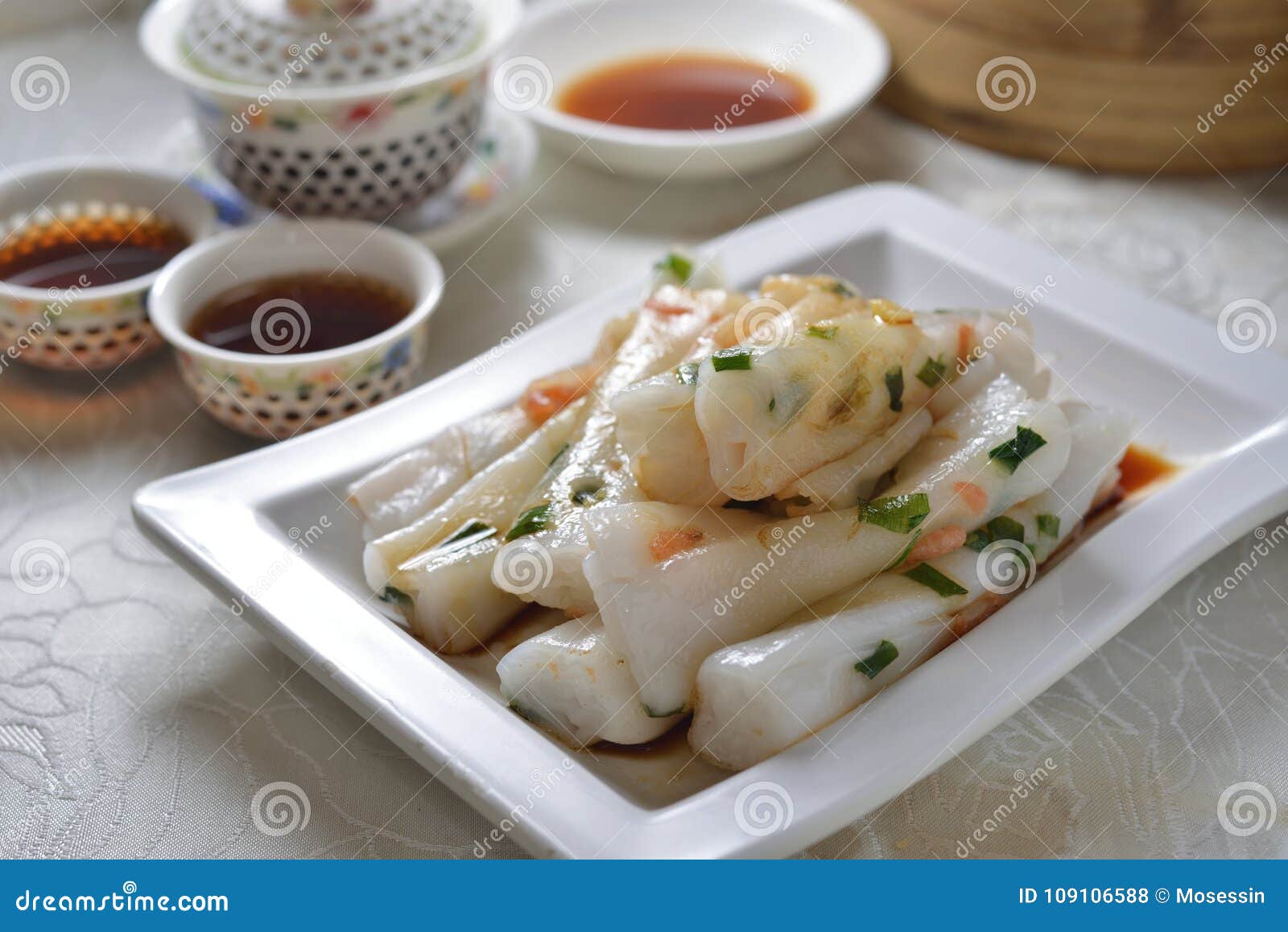 Steam Veggie Sheet Roll Dim Sum Stock Photo - Image of leek, micro ...