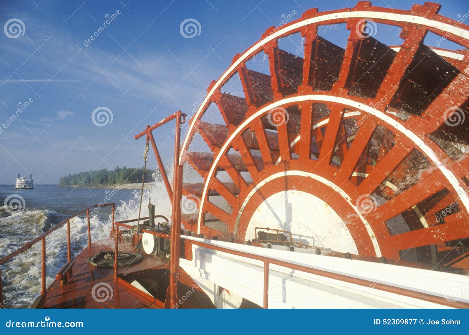 A Steamboat Paddle Wheel on the Mississippi River Editorial Photography ...