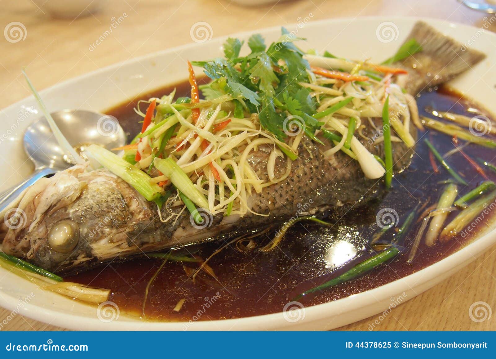 Steamed Fish with Soya Sauce Stock Image - Image of meat, meal: 44378625