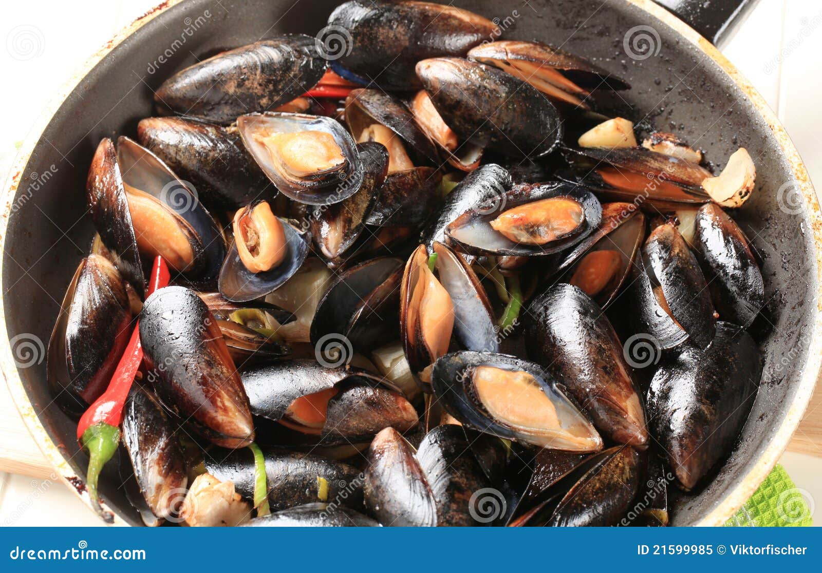 Steamed mussels stock image. Image of detail, nutrition - 21599985