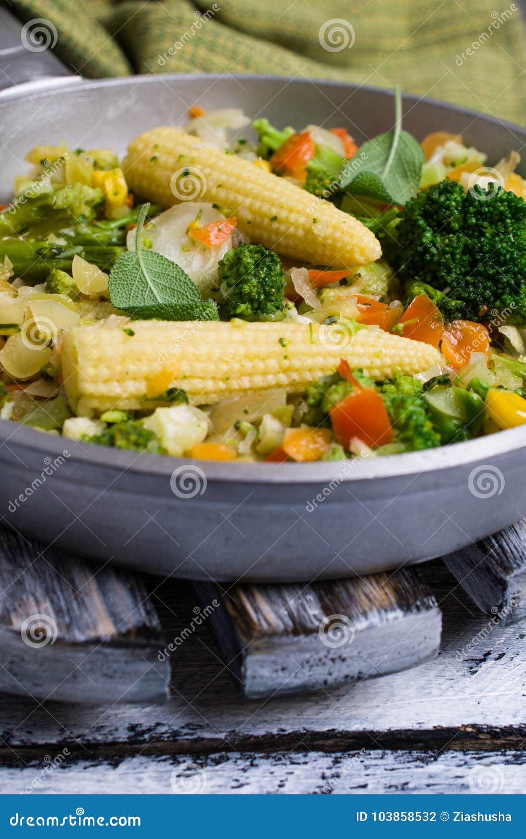 Steamed vegetable mix stock photo. Image of dietary - 103858532
