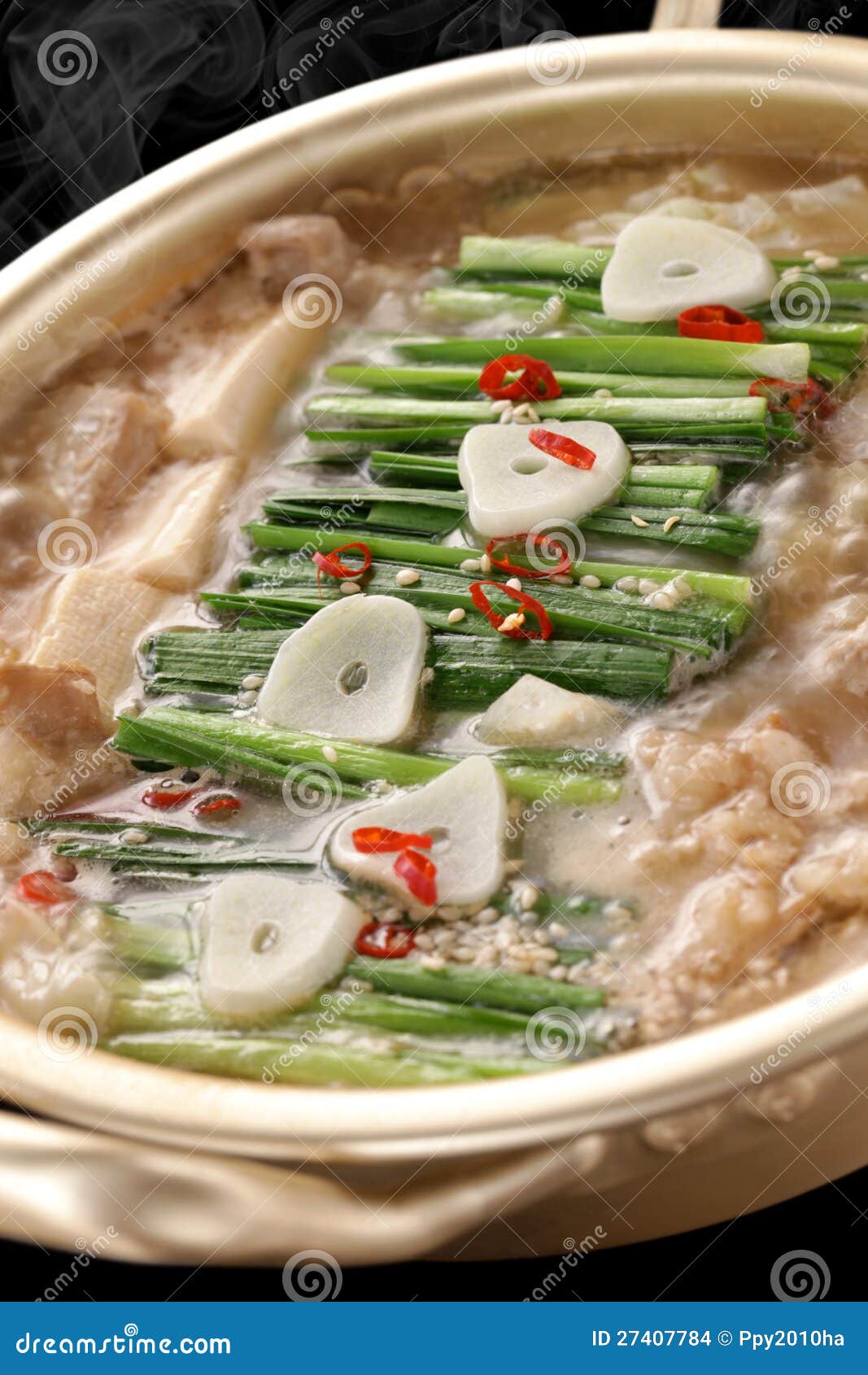 Steaming Motsunabe, Japanese Cuisine Stock Photo - Image of sesame ...