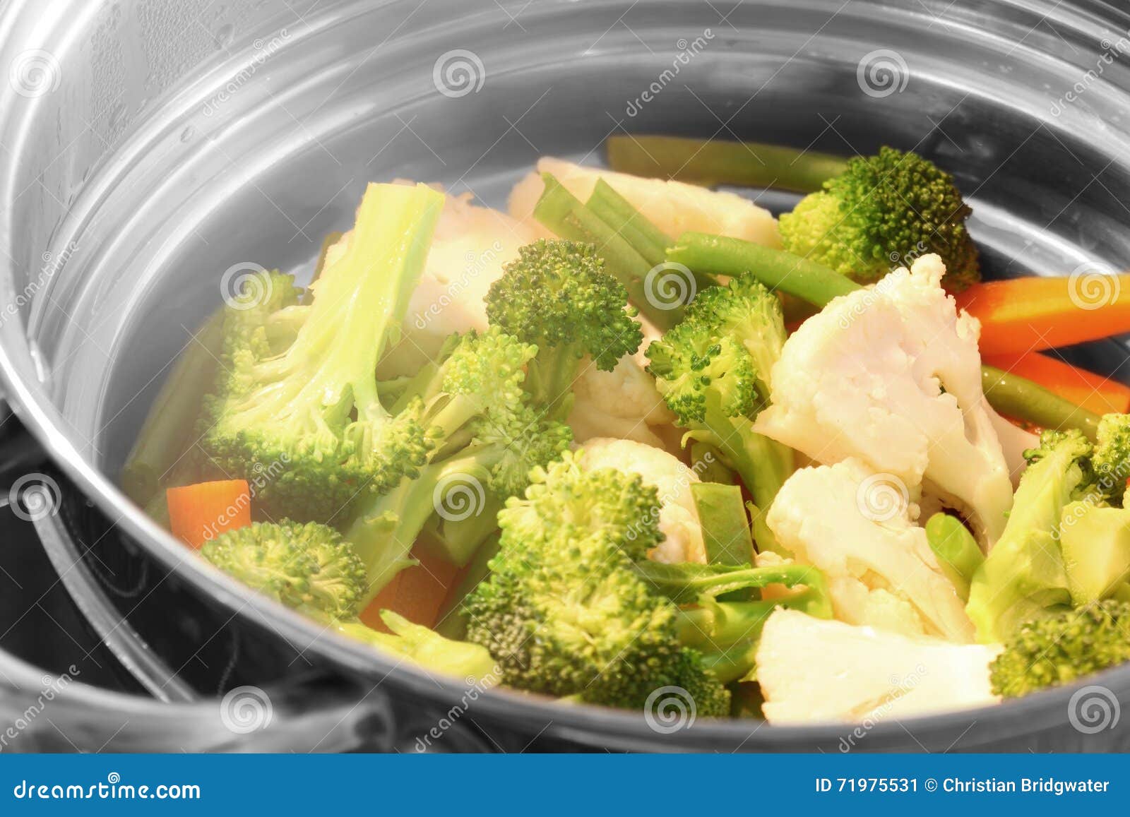 Steaming vegetables stock image. Image of healthy, bowl - 71975531