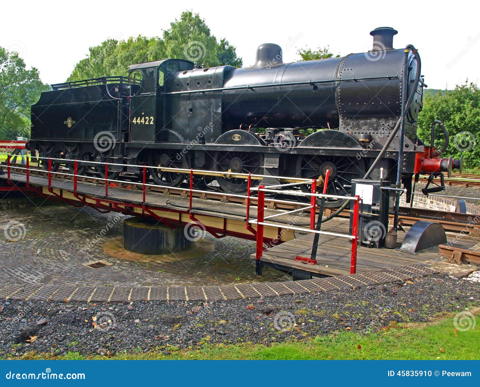 Black Steam Engine Train on a Turntable Editorial Image - Image of peak ...