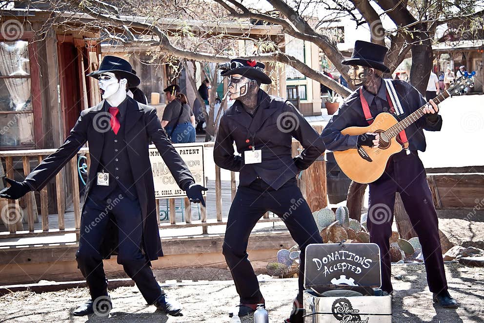 Steampunk music group editorial stock photo. Image of cosplayer - 20119233