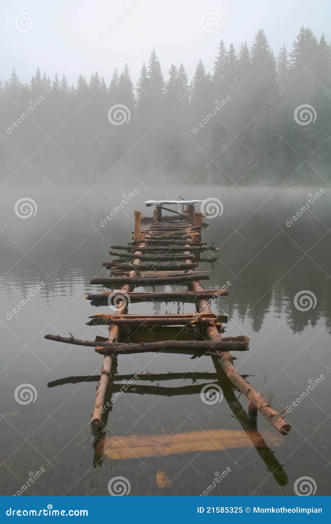 Stear in the water stock image. Image of nighttime, tourism - 21585325