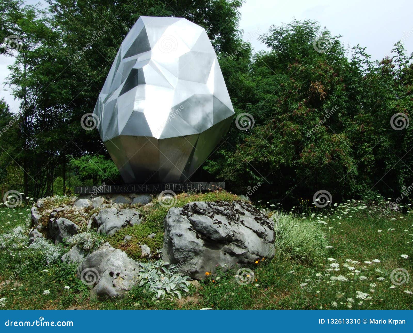 A steel abstract monument editorial image. Image of adventure - 132613310