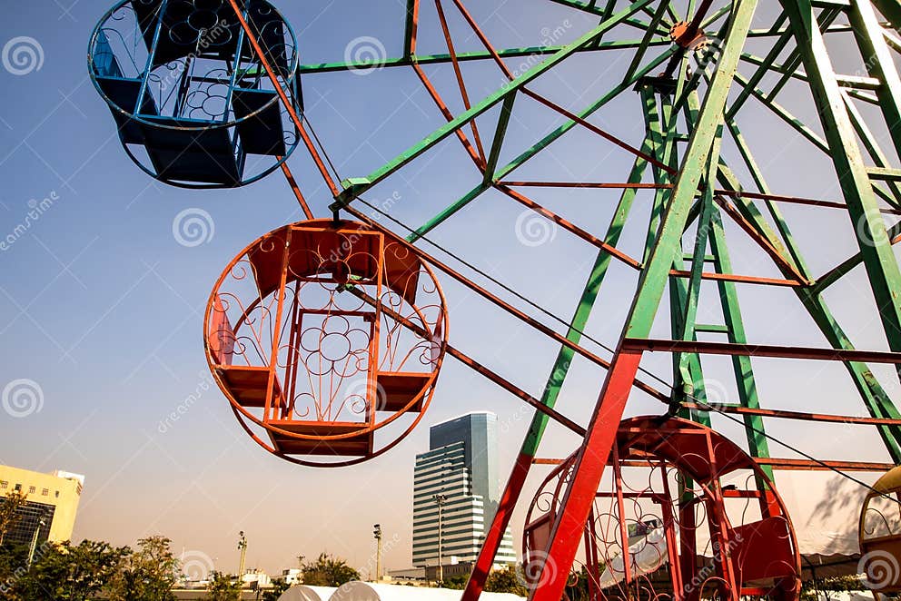 Steel Basket and Structure of Ferris Wheel Stock Image - Image of round ...