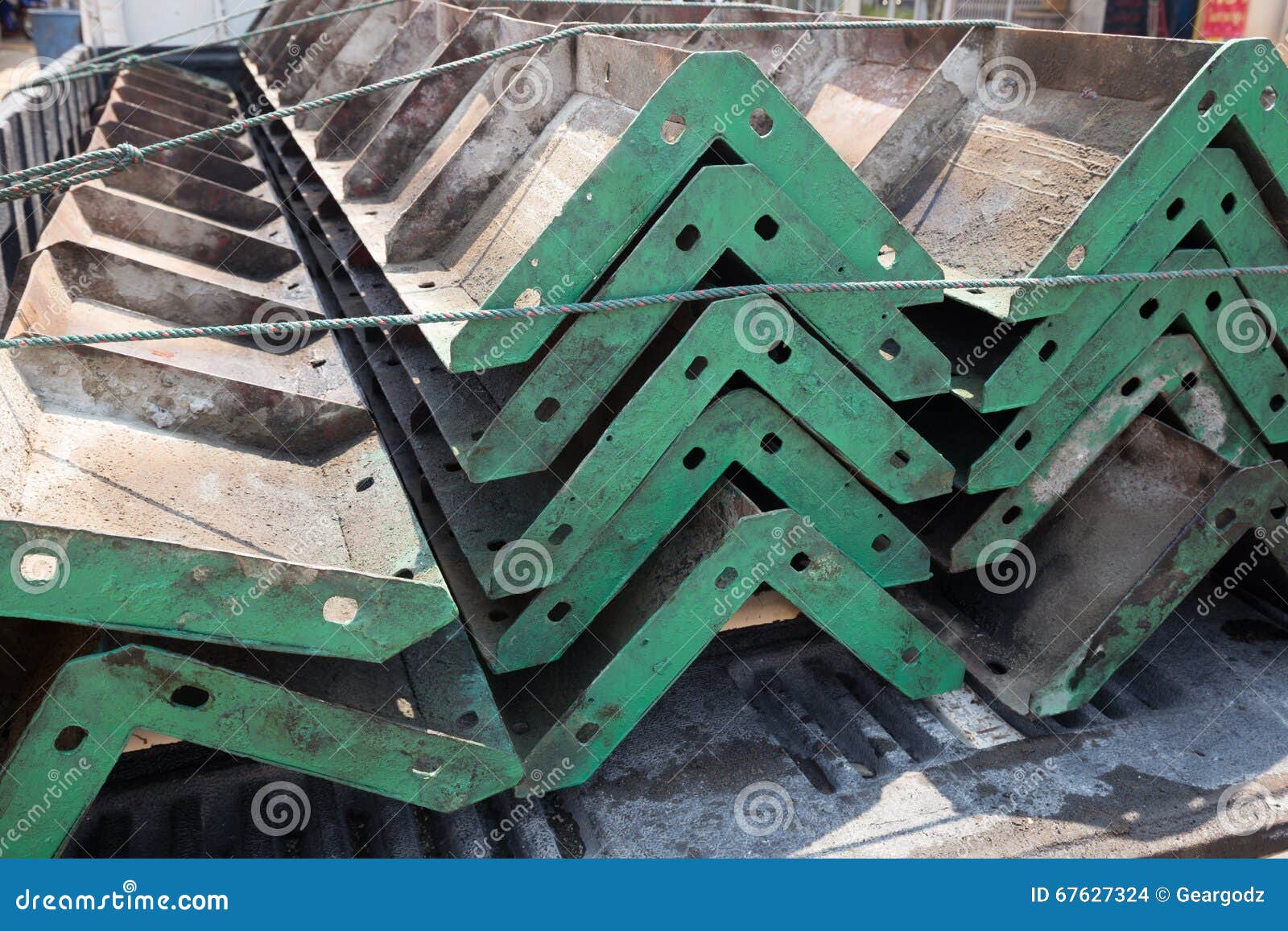 Steel Columns Frame Construction in Site Stock Photo - Image of mold ...