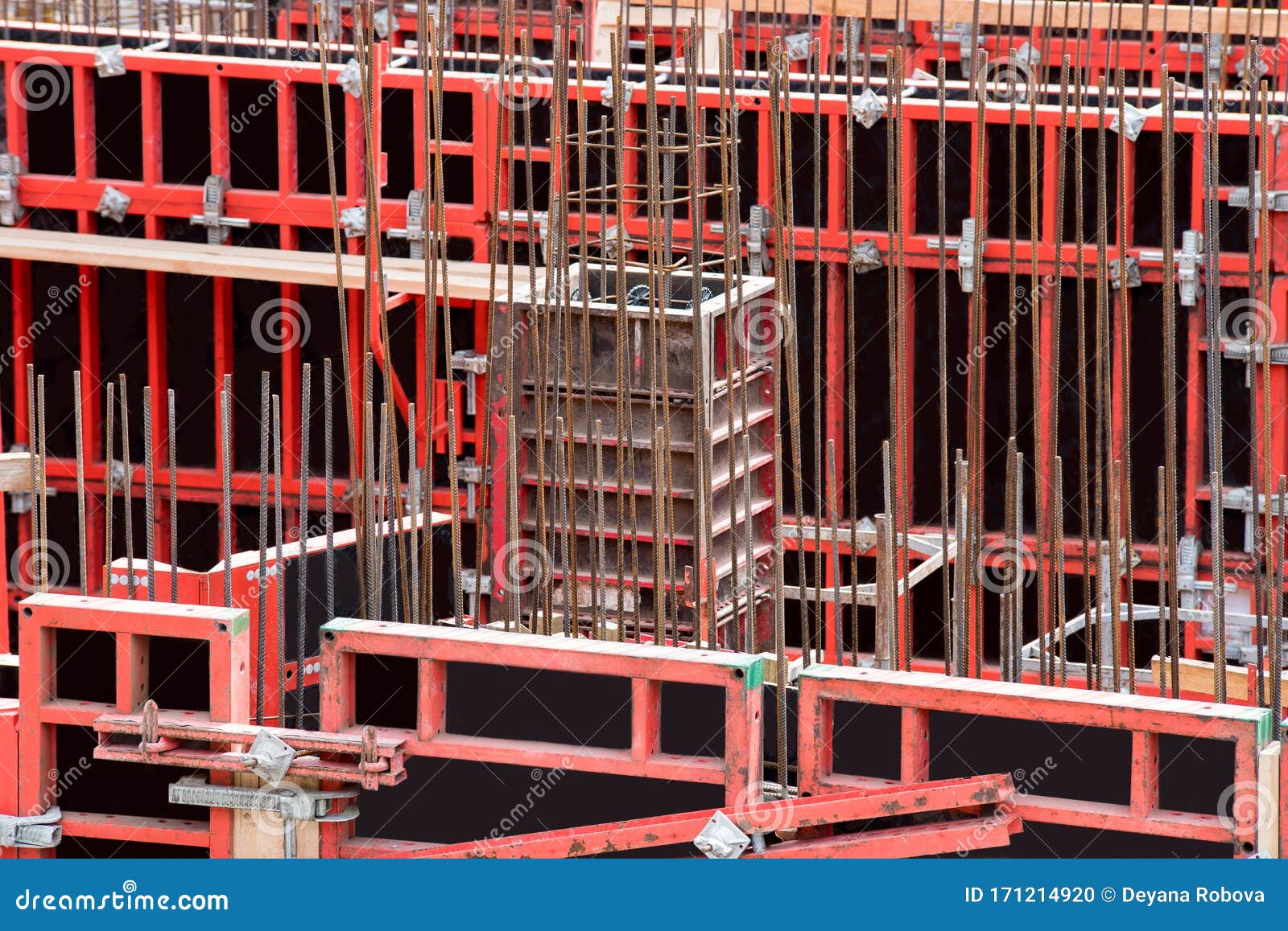 Steel Formwork For The Construction Of Reinforced Concrete Monolithic ...