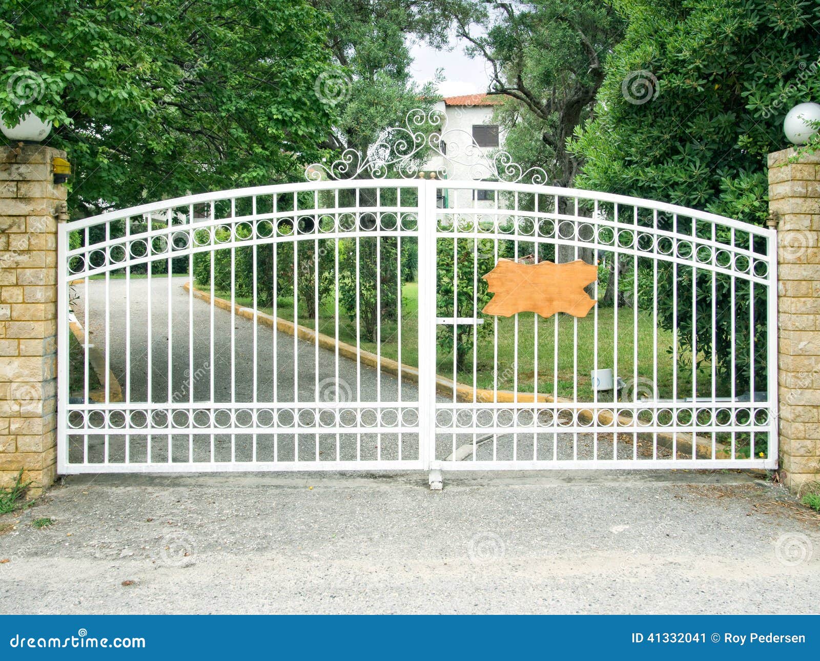 Steel Gates Royalty-Free Stock Photo | CartoonDealer.com #41332041