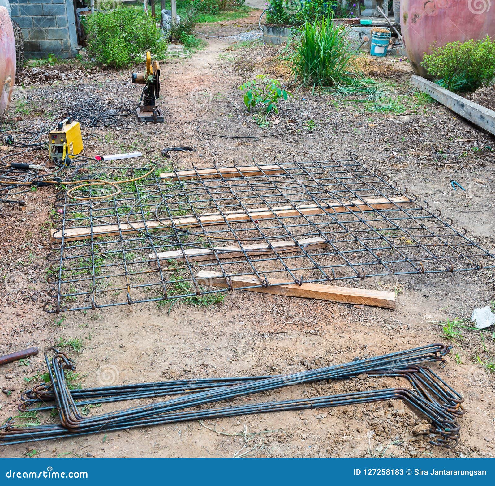 Steel grating Structure stock image. Image of detail - 127258183