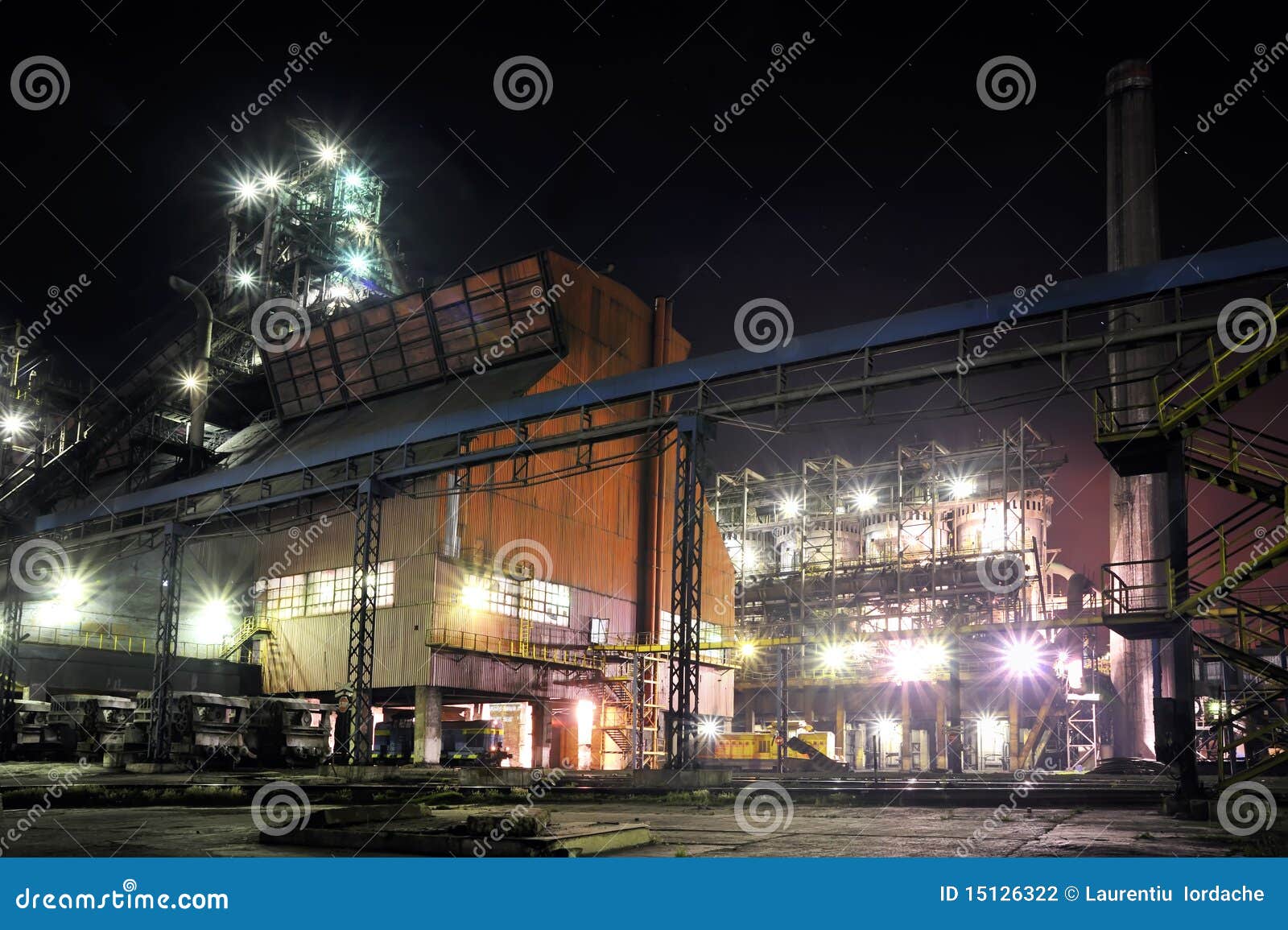 Steel plant at night stock photo. Image of colorful, energy - 15126322