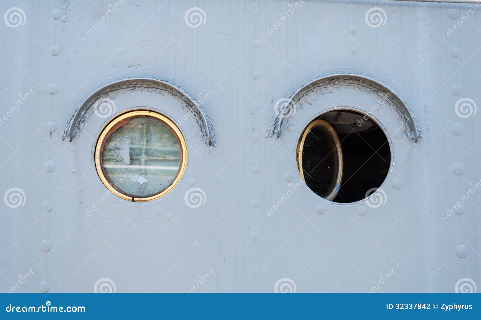Steel porthole of ship stock photo. Image of boat, circular - 32337842