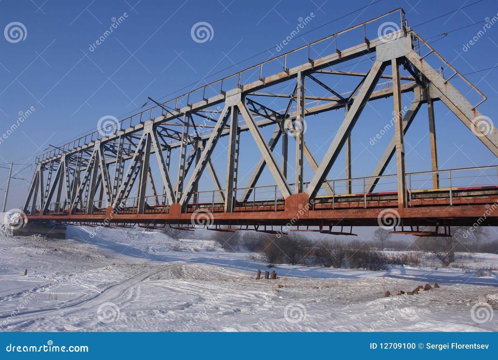 Steel railway bridge stock photo. Image of outdoors, pattern - 12709100