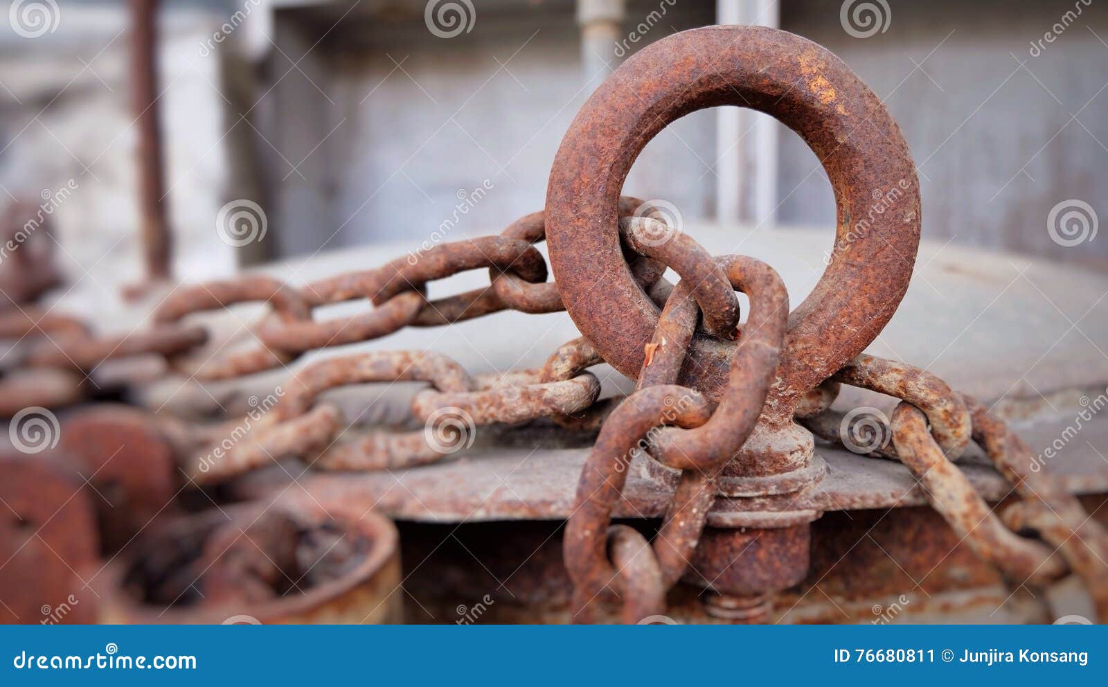 Steel rust zinc chain stock image. Image of iron, texture - 76680811