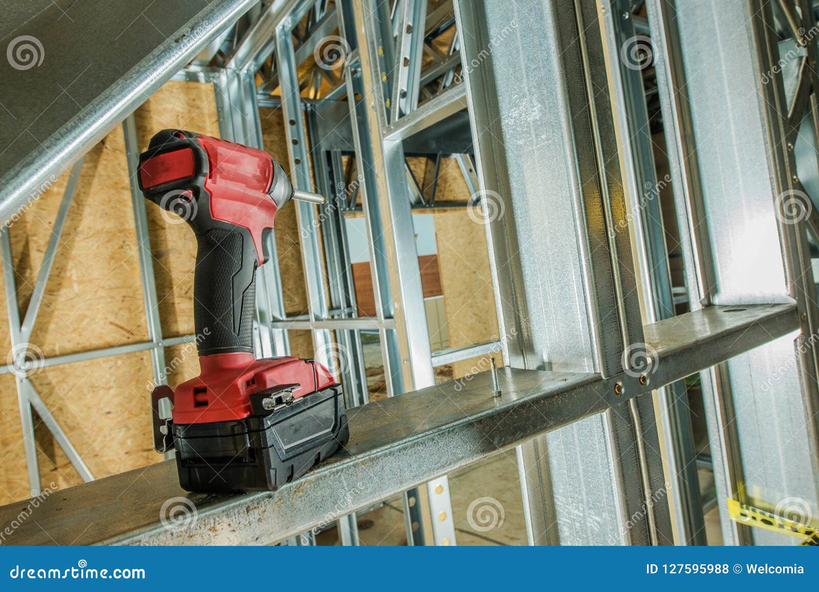 Steel Skeleton Frame Building Stock Photo - Image of frame, structure ...