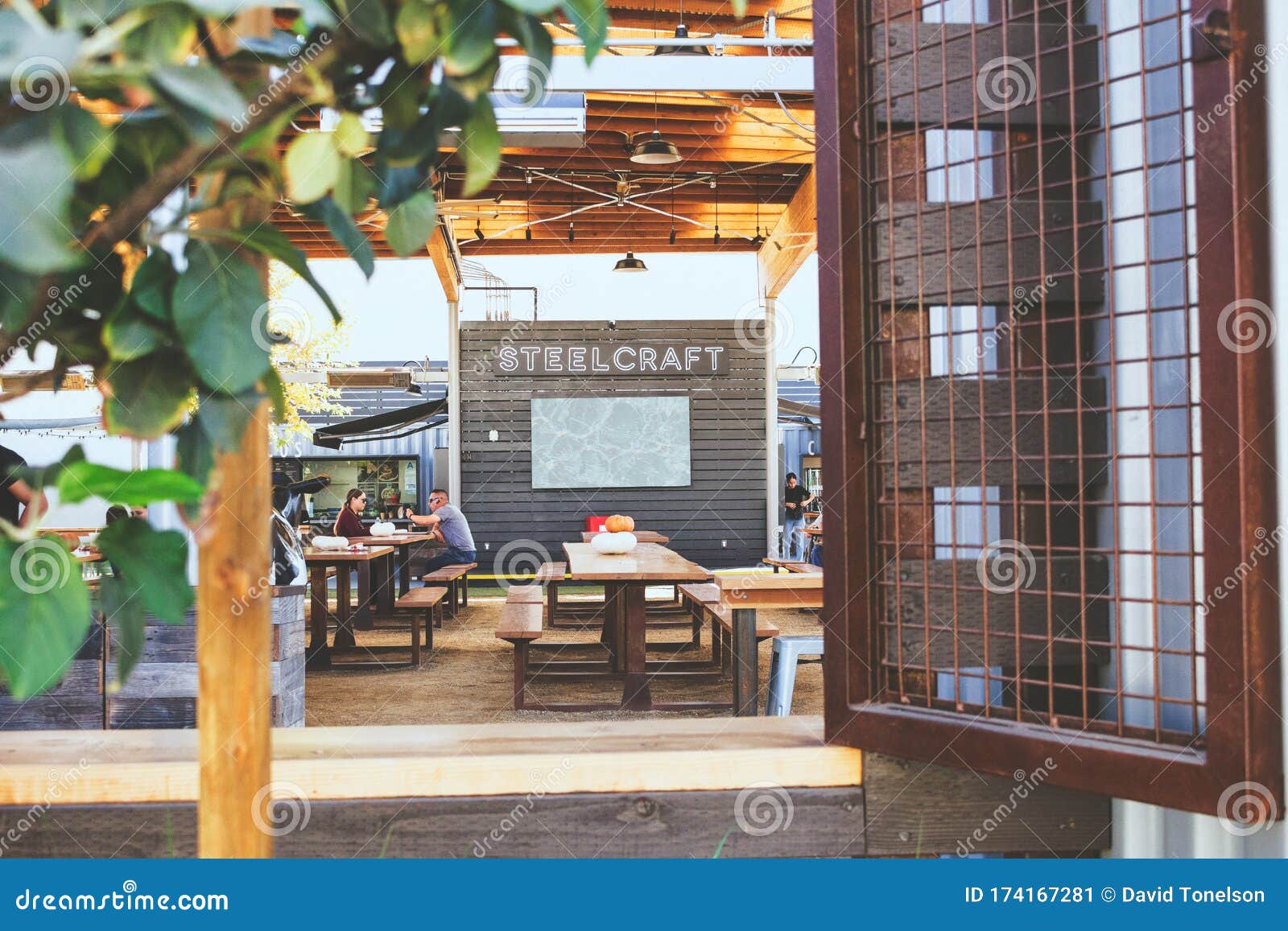 Steelcraft windows editorial photo. Image of hall, community - 174167281