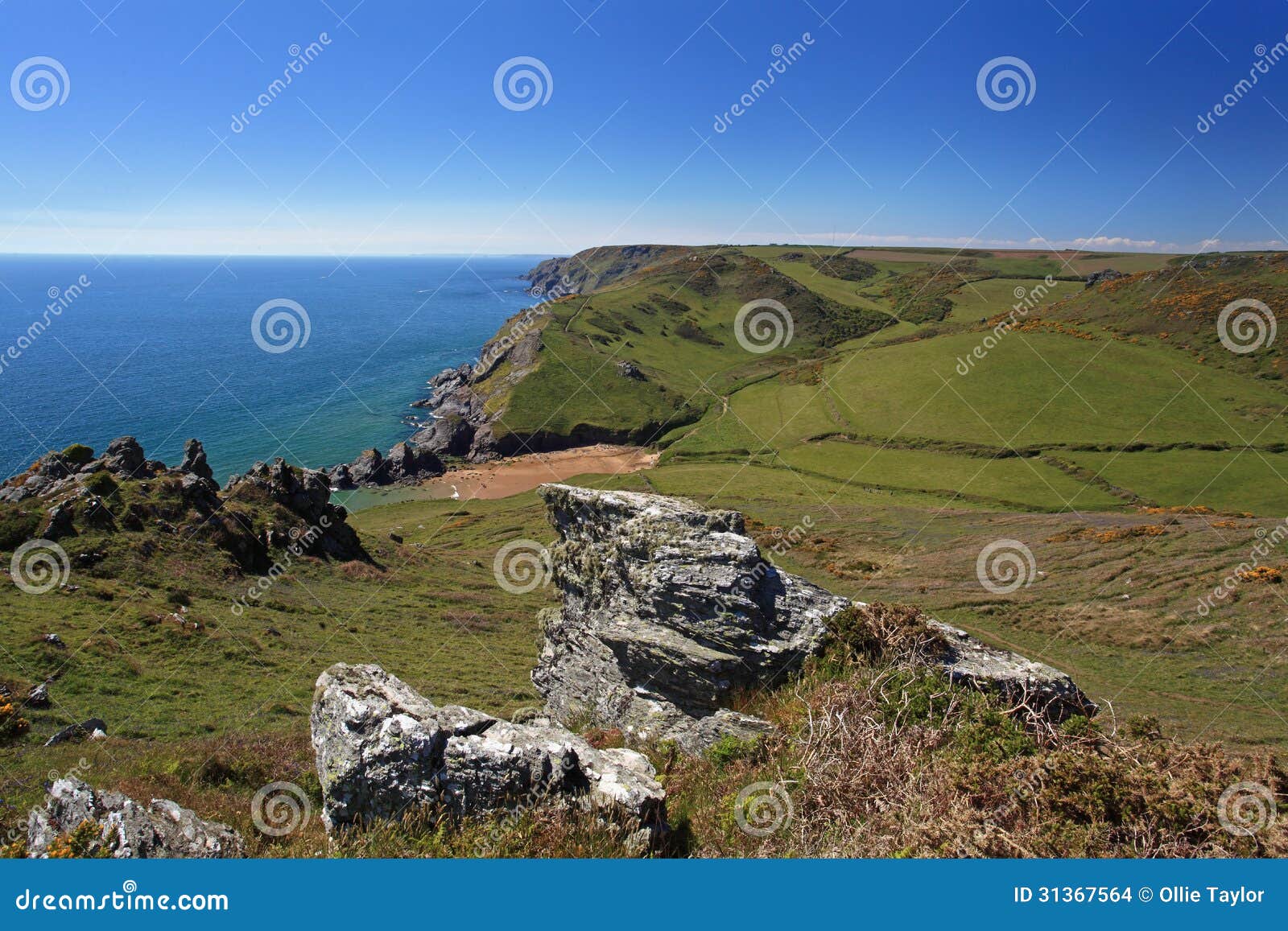 Steigen Mühlbucht Strand Devon England an Stockfoto - Bild von küste ...
