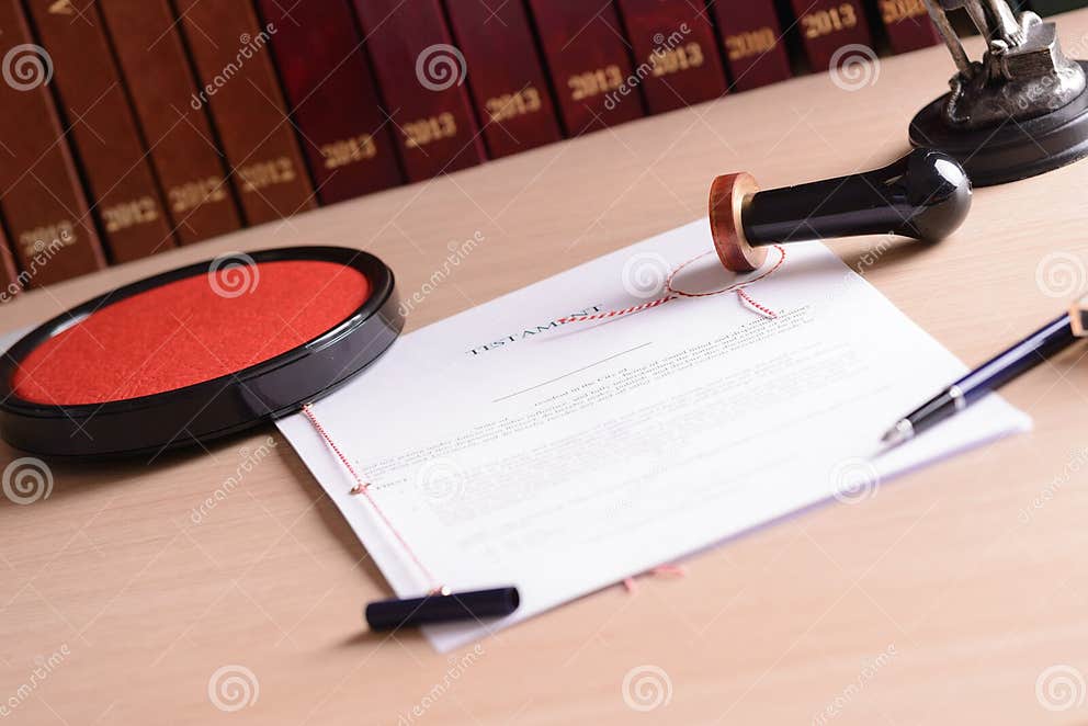 Stempel Des Notars Auf Testament Stockbild - Bild von zeichen ...