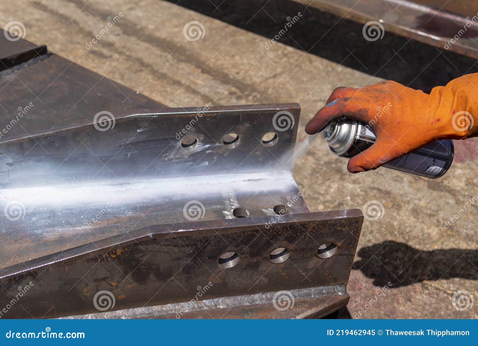 The Step Fourth Of Doing Penetrant Testing Is Step To Use Developer ...