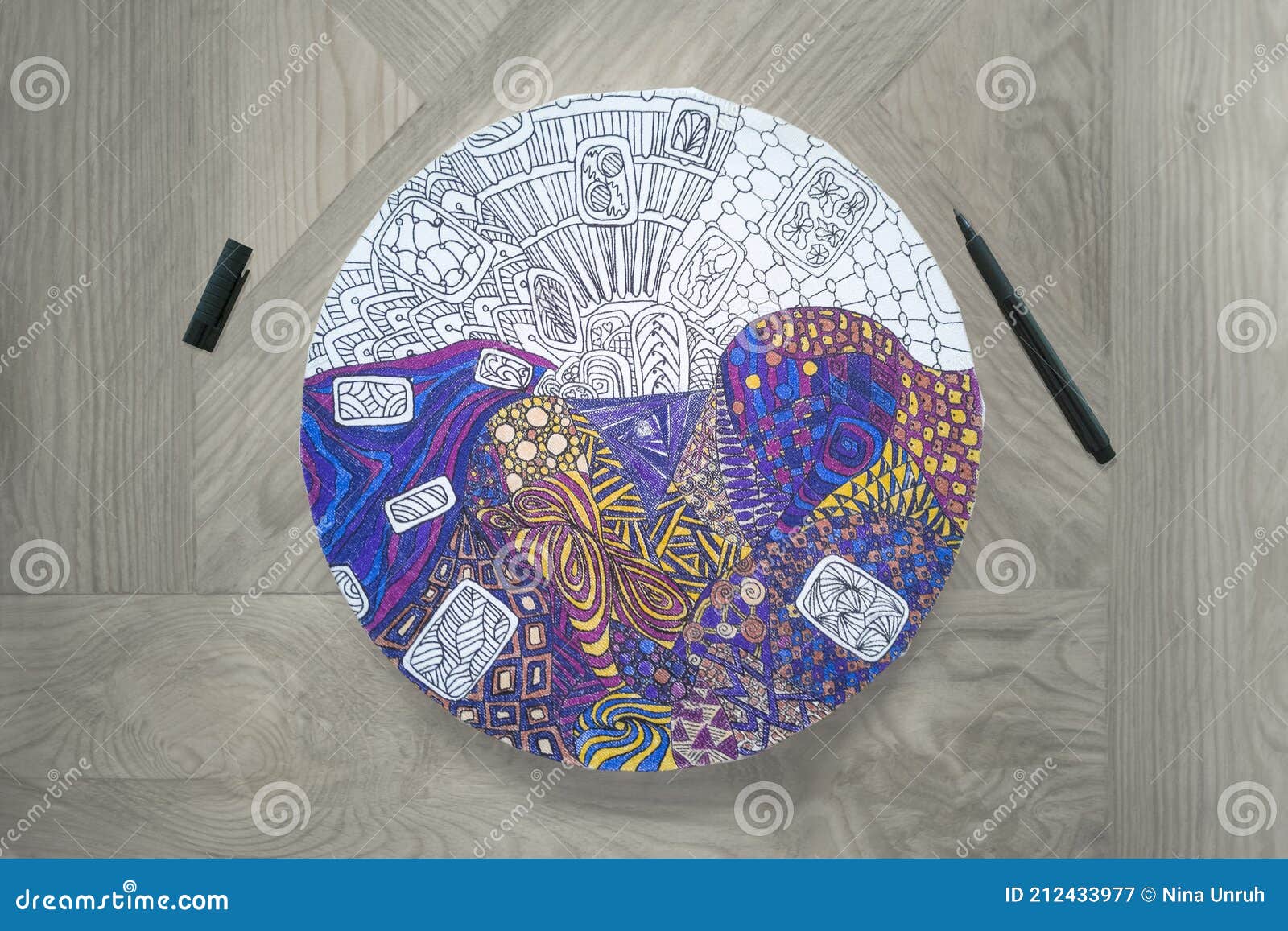 Step-by-step Instructions for DIY Round Wall Clock,zentangle Technique ...