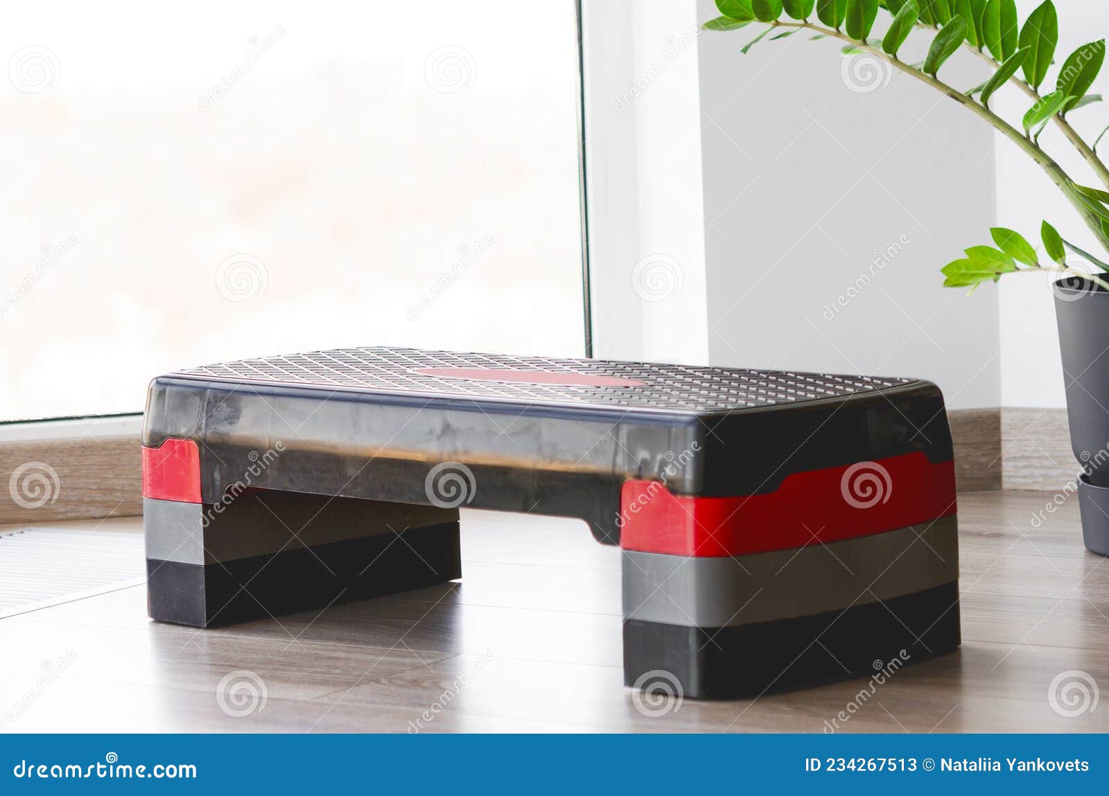 Step Platform, Plastic Board for Fitness, Middle Position of the ...