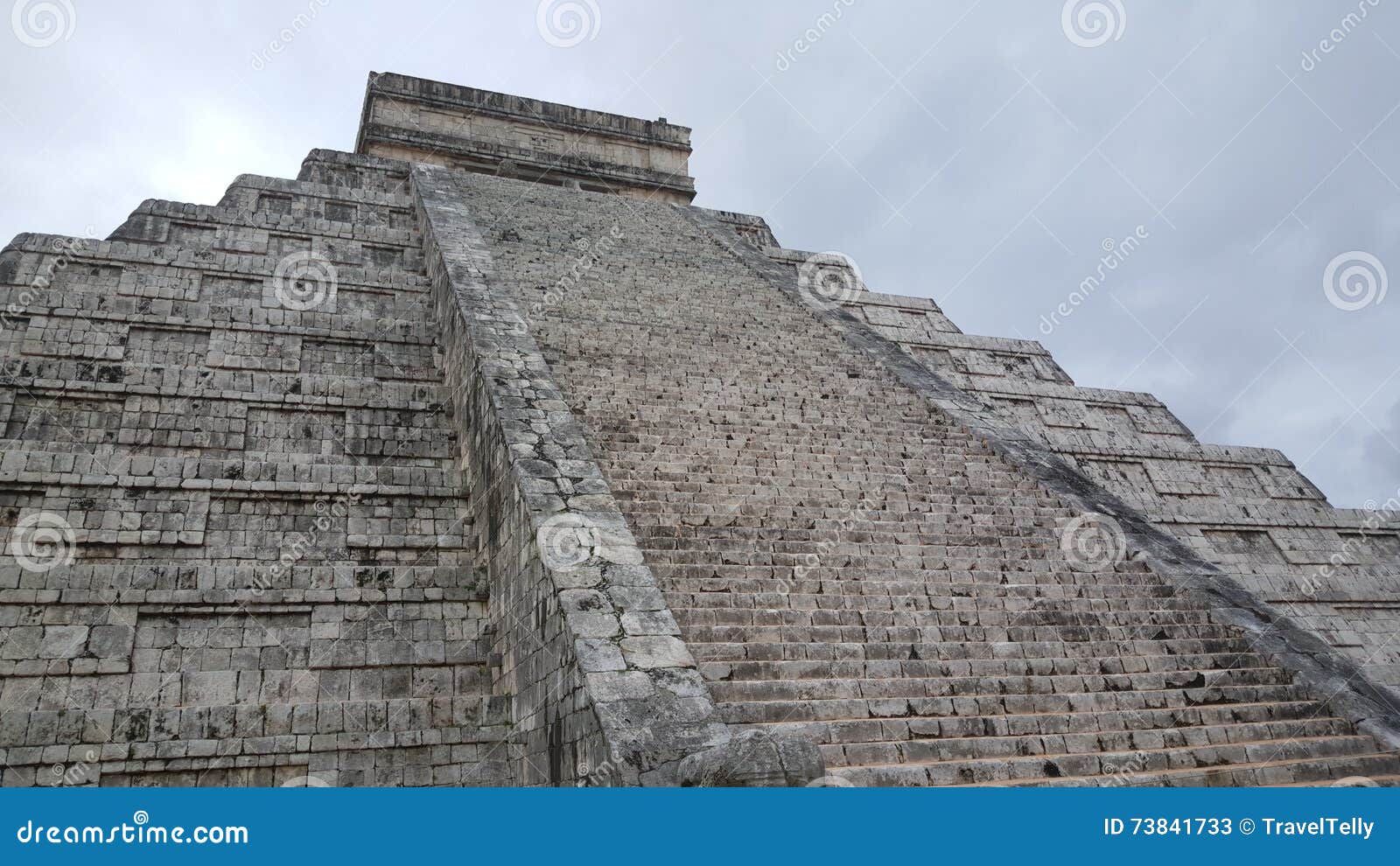 Step-pyramid & Maya Temple at Chichen Itza Stock Image - Image of step ...