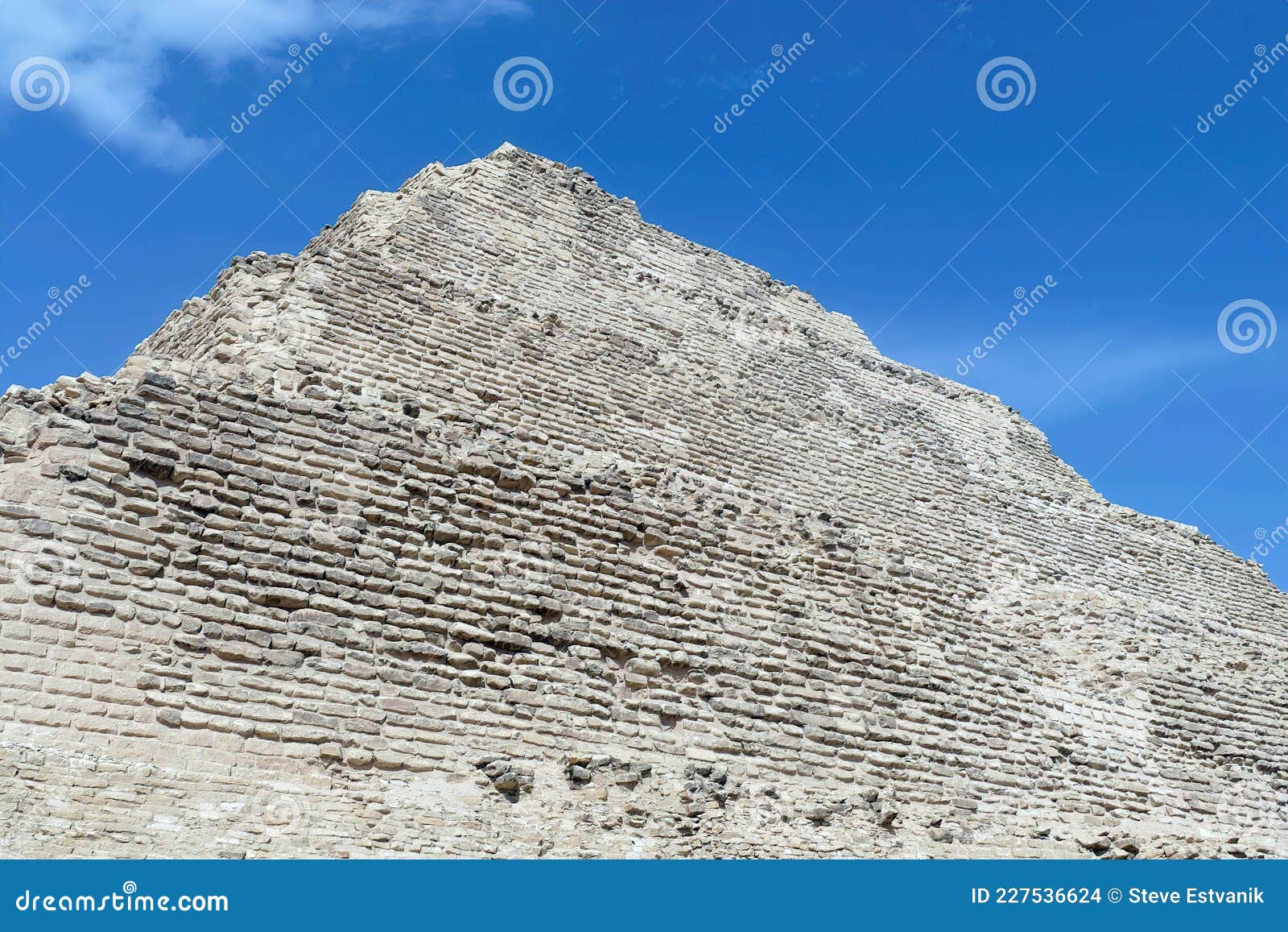 Step Pyramid of Zoser, First Ever Built Editorial Stock Image - Image ...