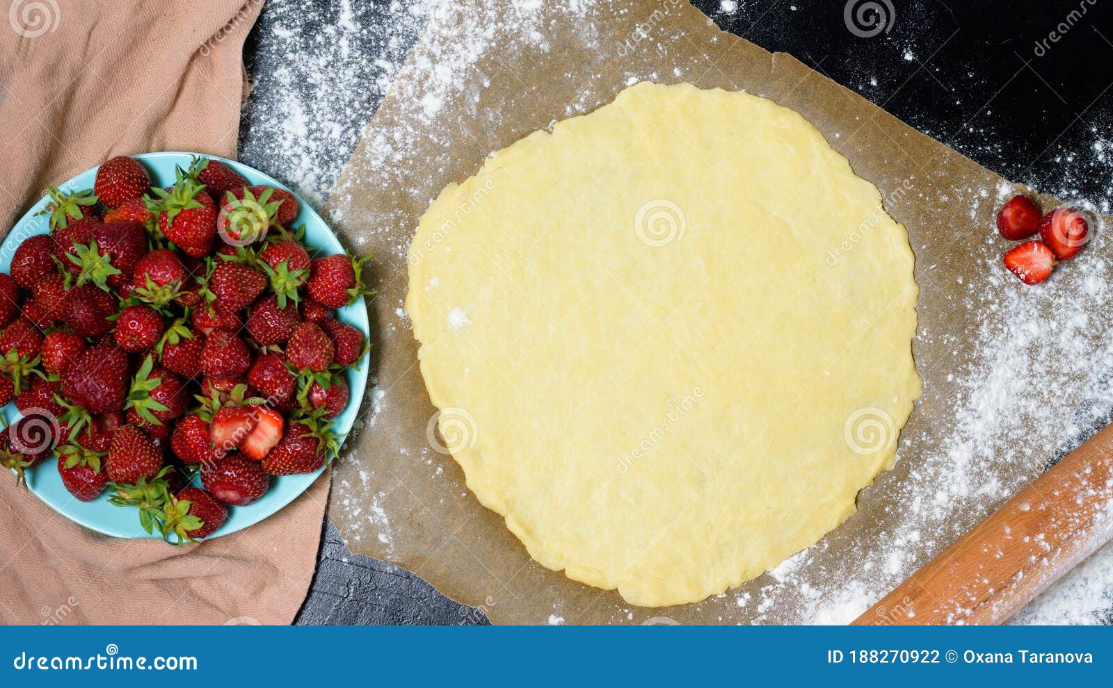 Step by Step Recipe the Process of Making Galetta with Strawberries at ...