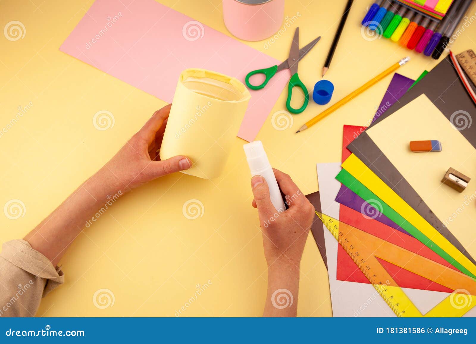 Step 12. Step-by-step Instructions on How To Make a Stand for ...