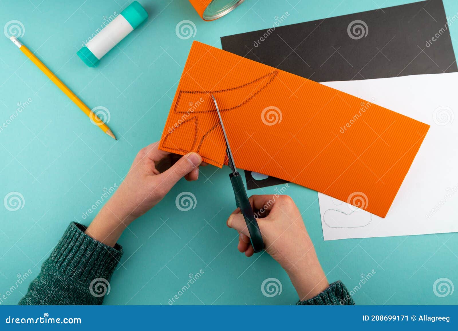 Step 4. Step-by-step Instructions on How To Make a Stand for Stationery ...