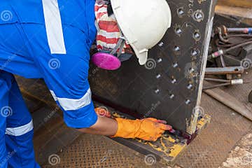 Step To Use Brush Apply Liquid Penetrant into the Welded for Non ...