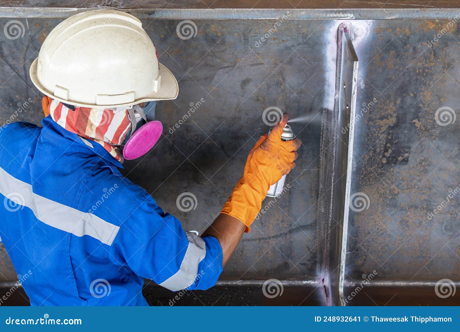 Step To Use Developer Spray into the Welded To Pull the Liquid ...