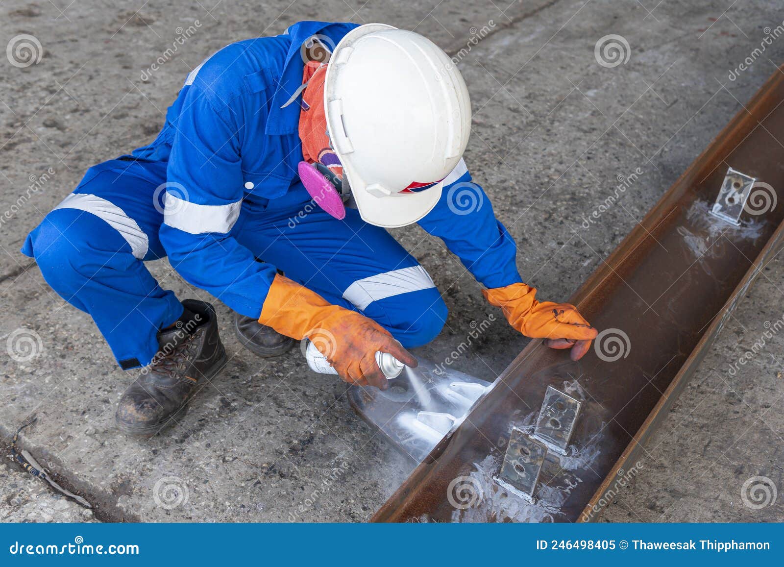 Step To Use Spray White Contrast on the Welded Surface before ...