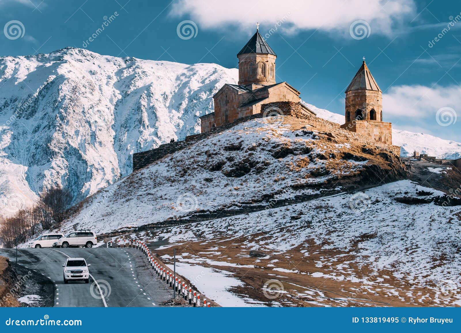 Stepantsminda, Georgia. Famous Gergeti Trinity Tsminda Sameba Ch Stock ...