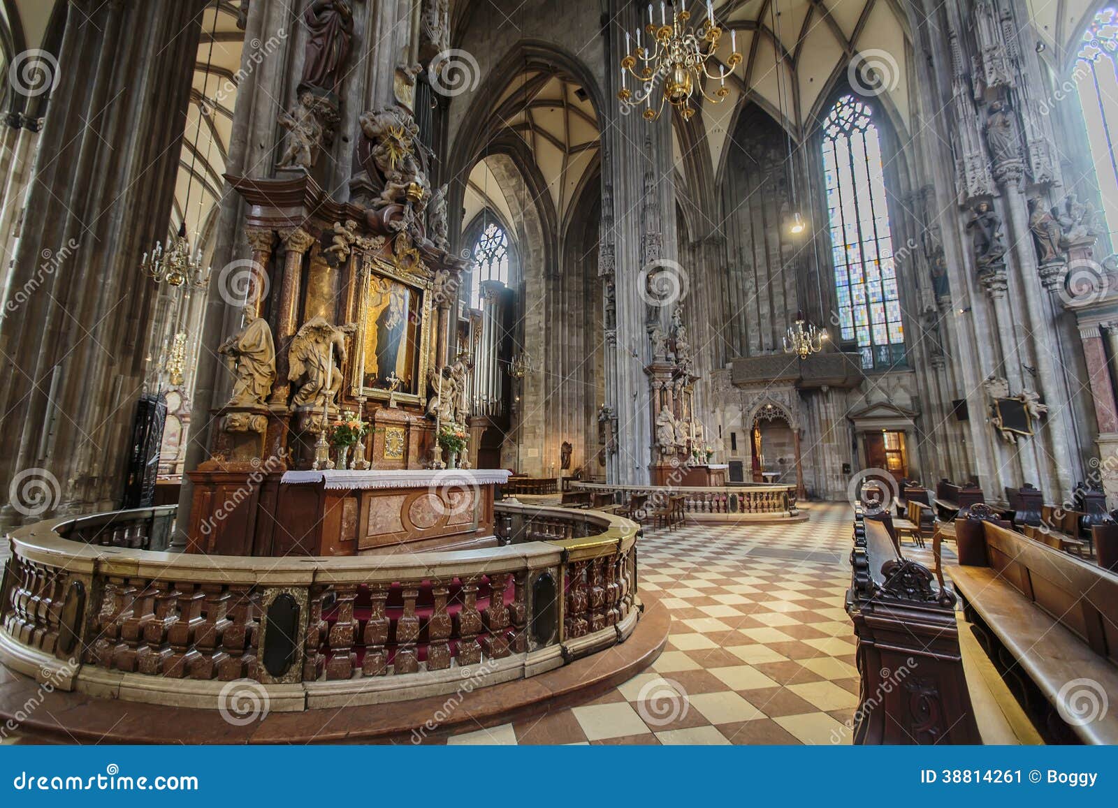 Stephansdom in Vienna stock image. Image of sculpture - 38814261