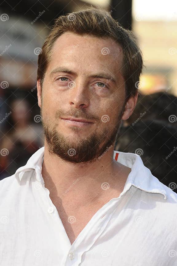 Stephen Campbell, editorial image. Image of arrives, square - 22911245