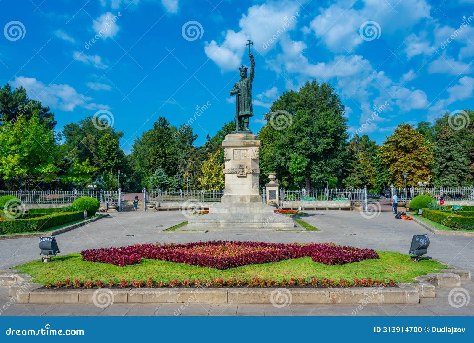 Stephen the Great Monument in Moldovan Capital Chisinau Editorial Image ...