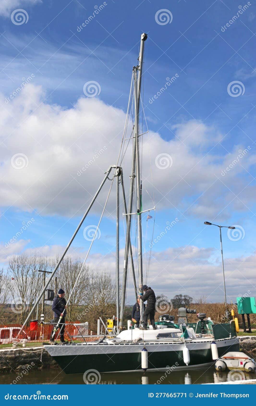 Stepping a Yacht Mast on the Exeter Canal, Devon Editorial Photo ...
