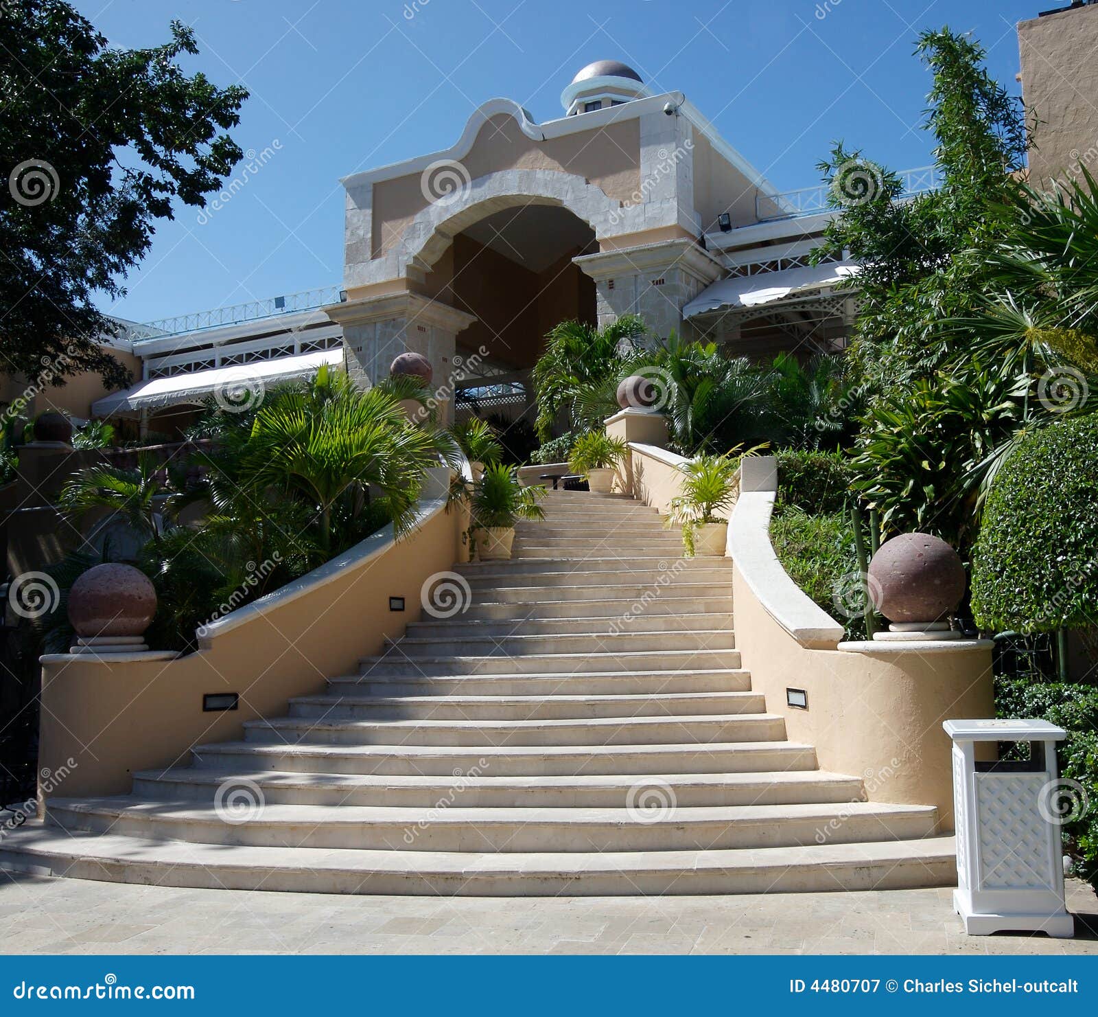 Steps to hotel entrance stock image. Image of step, building - 4480707