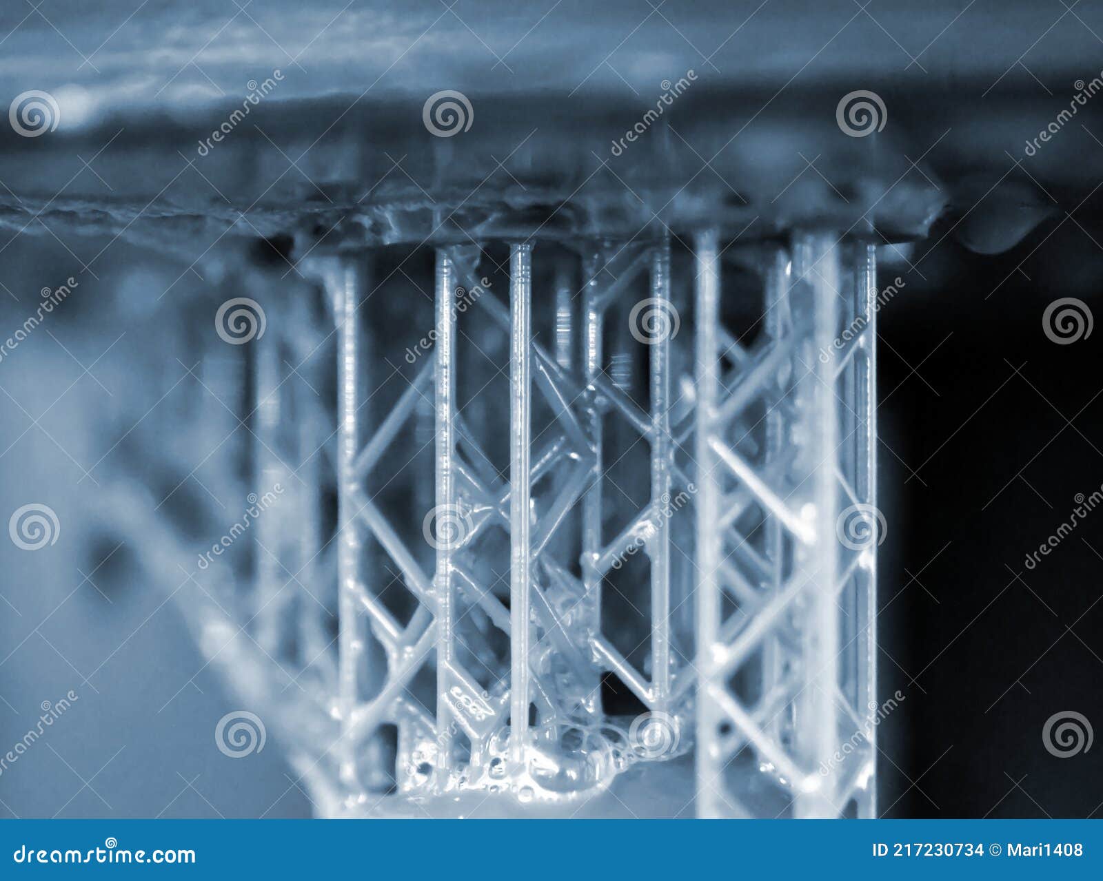 Stereolithography DPL 3d Printer Create Small Detail and Liquid Drips ...