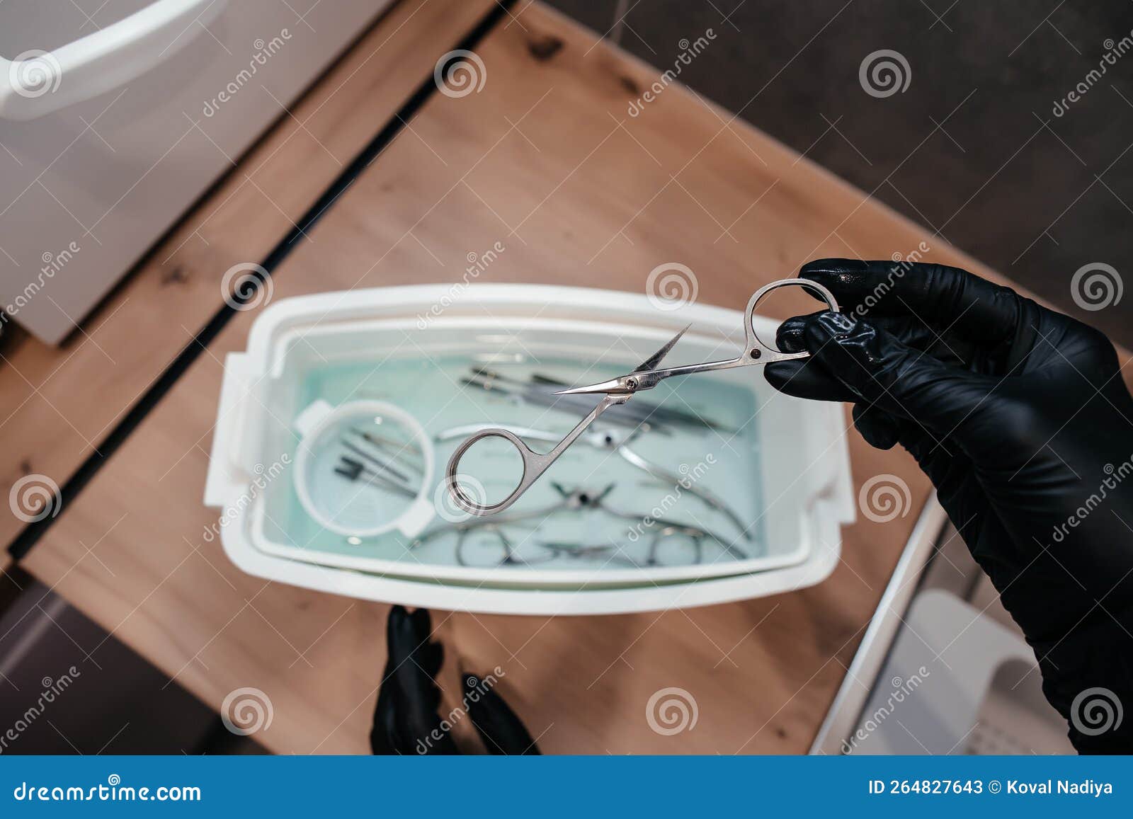 Sterile Manicure Tool, Disinfection of Manicure Tools after the ...