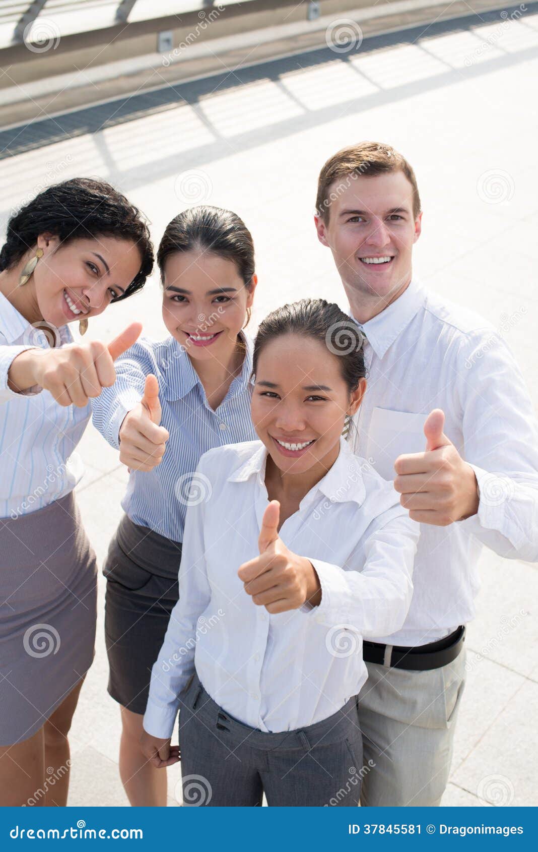 Sterk team stock afbeelding. Image of partners, samenwerking - 37845581