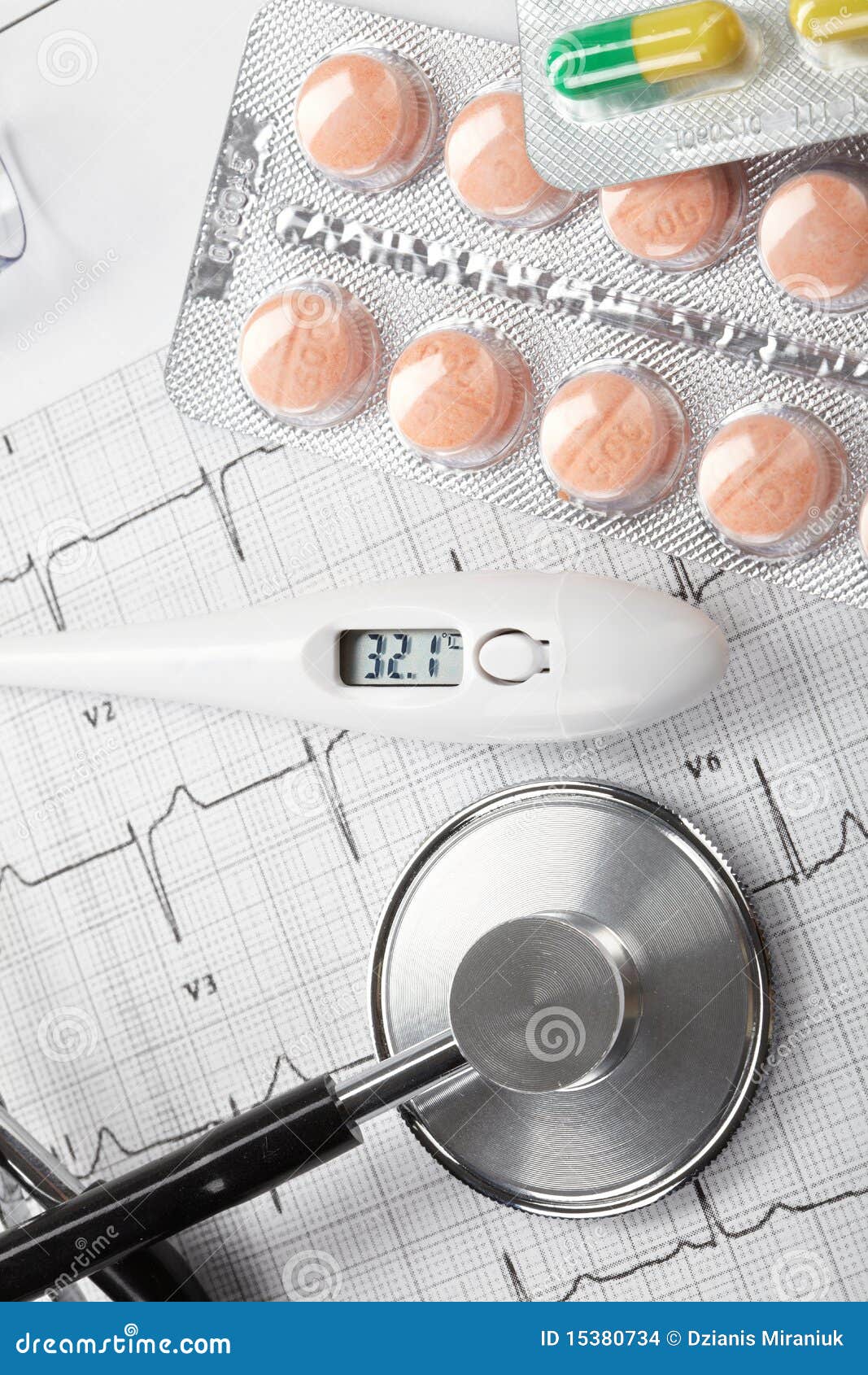 Stethoscope on the Cardiogram Stock Photo - Image of listen ...